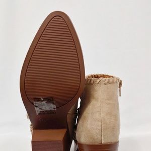 Qupid | Shoes | Distressed Oatmeal Ankle Bootie | Poshmark